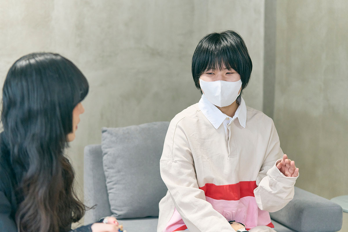 Relaaaax | アーティスト・Daoko × 漫画家・小骨トモの“リラックス対談” 《後編》。ものづくりを支える原動力とは？